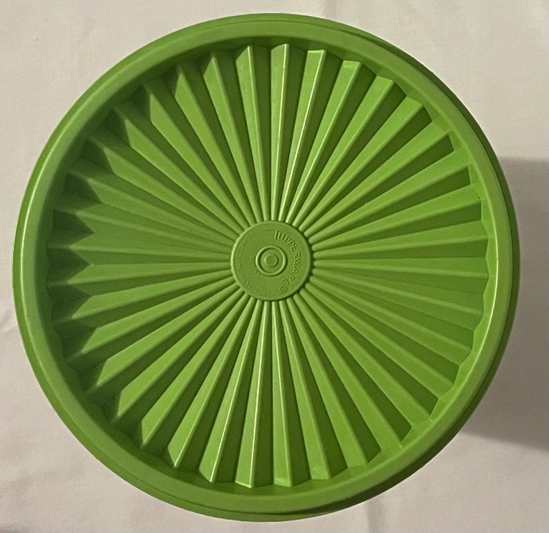 Vintage Tupperware 1222 - 3 Lime Green - Apple Green Tall Tapered ...