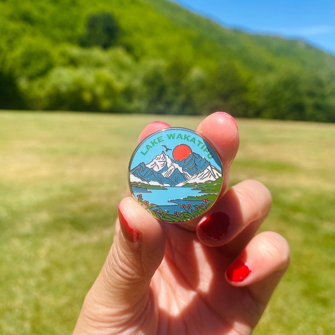 Enamel Pin | Lake Wakatipu Pin, NZ Gift, Queenstown Pin, New Zealand ...