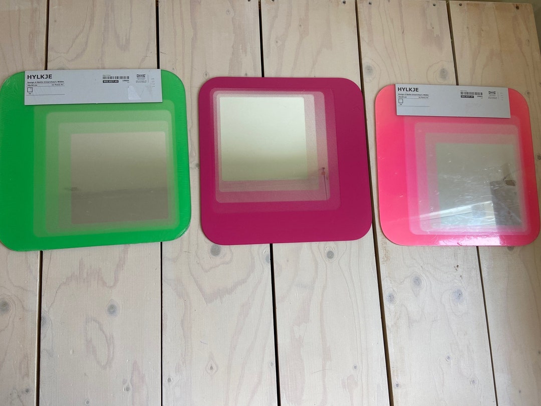 Jufhamvintage Vintage Ikea 90s Mirror Hylkje Square Mirror in Pink ...