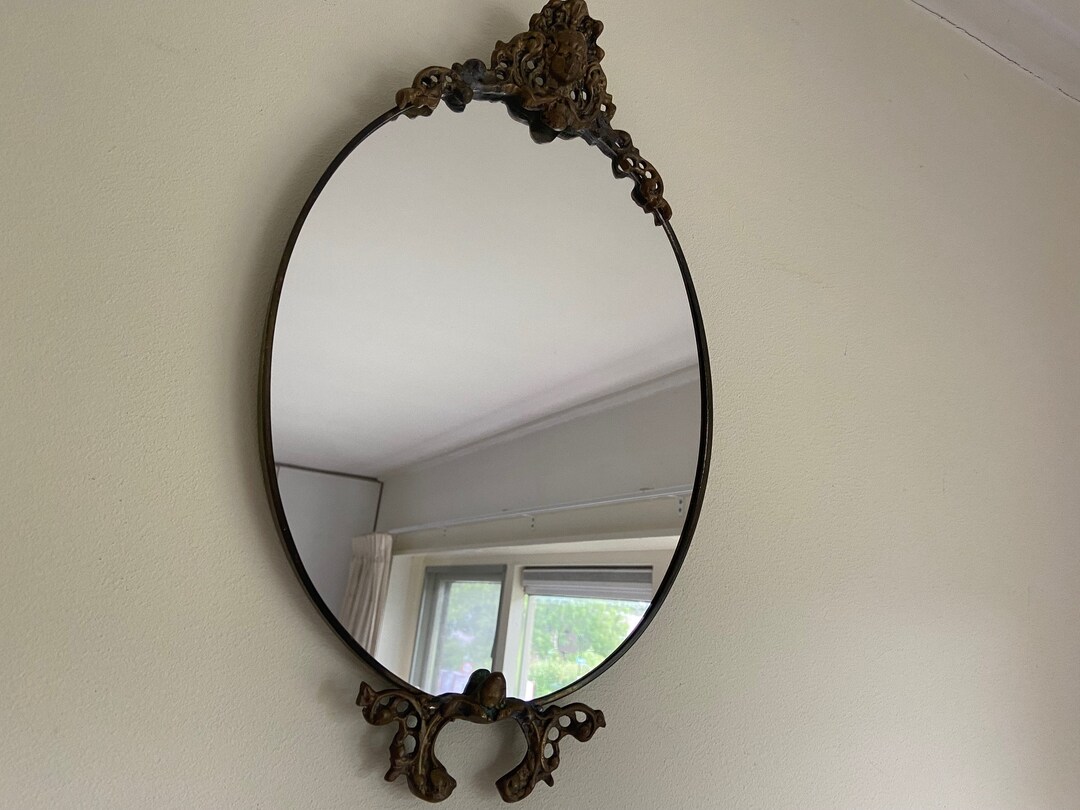 Jufhamvintage- Stylish Oval Brass Mirror- 70s Mirror- Elegant Wall ...