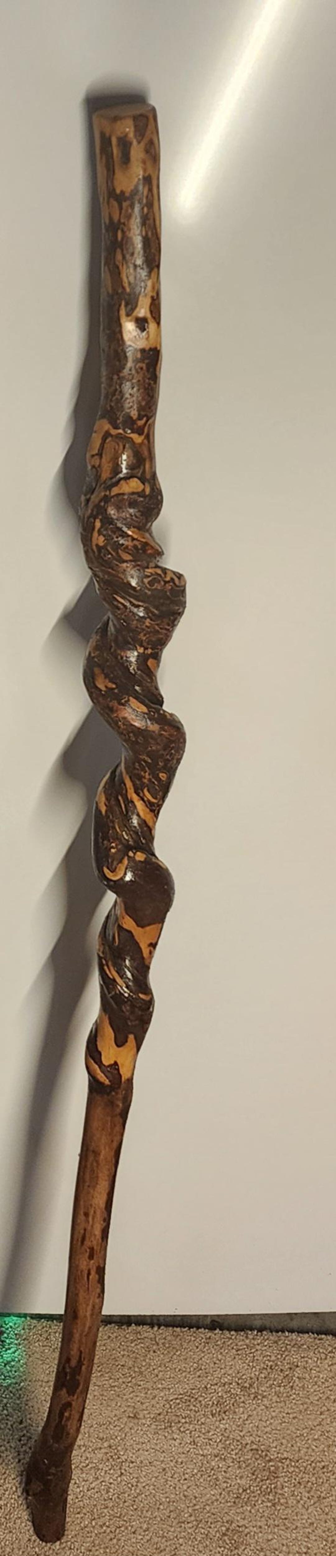 Twisted Walking Stick, Curled Walking Stick With Rubber Grip Adventure ...