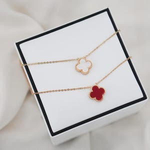 Clover Necklace - Etsy