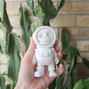 3D Printed Articulating Astronaut Skeleton Spooky Cute Gift 3D Printed ...