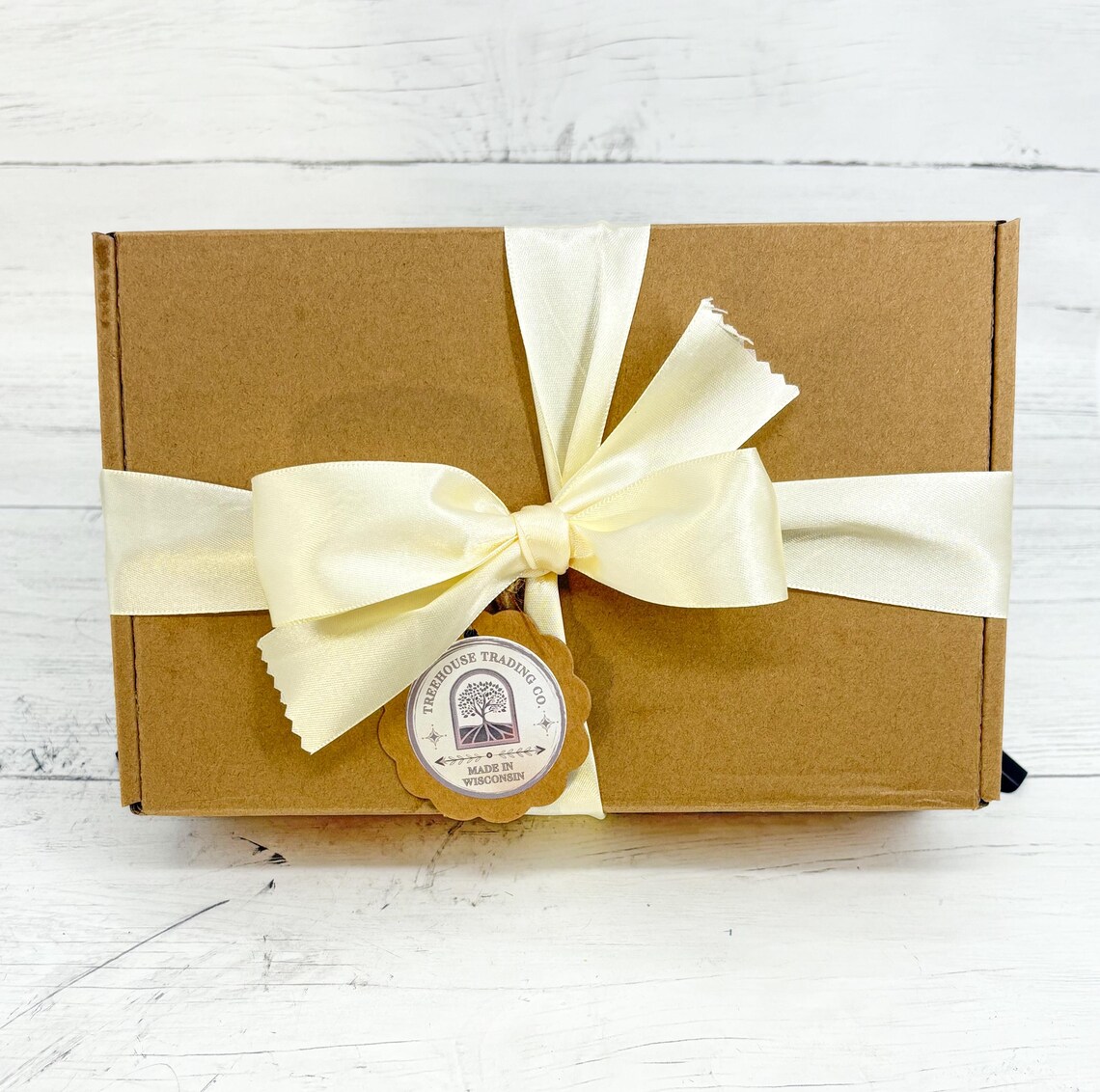 Birthday Gift Box for Her: Spa Self-care Soy Candle, Tea & More - Etsy