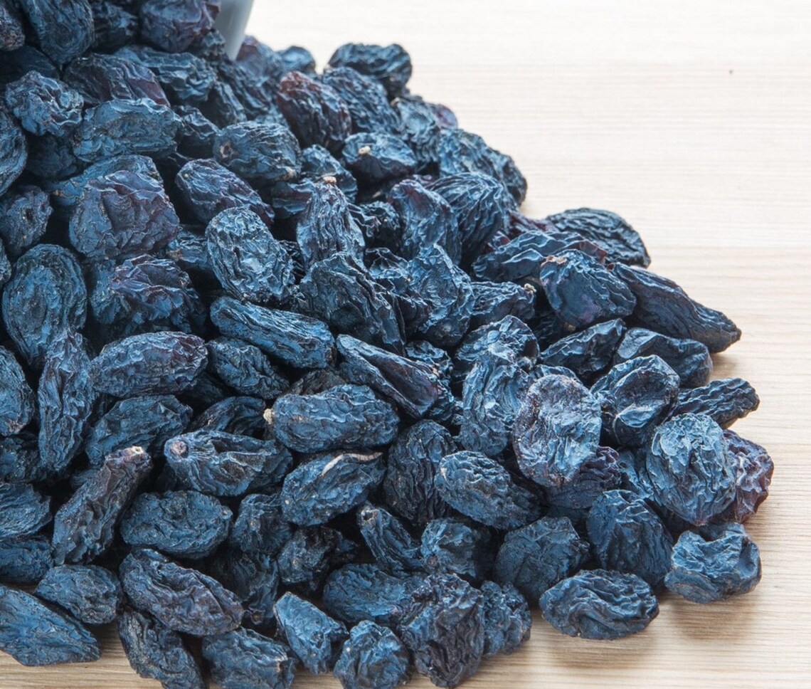 Organic Dried Black Turkish Raisins No Additives or Preservatives 100g ...