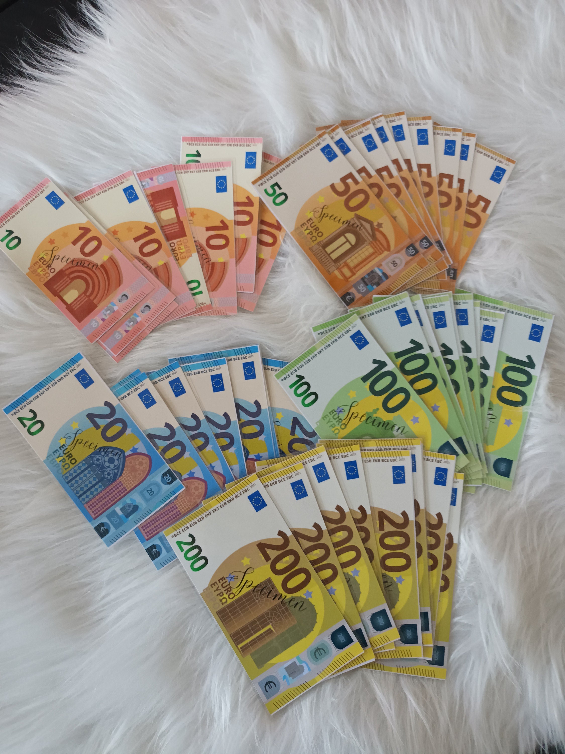 Money Euro 100