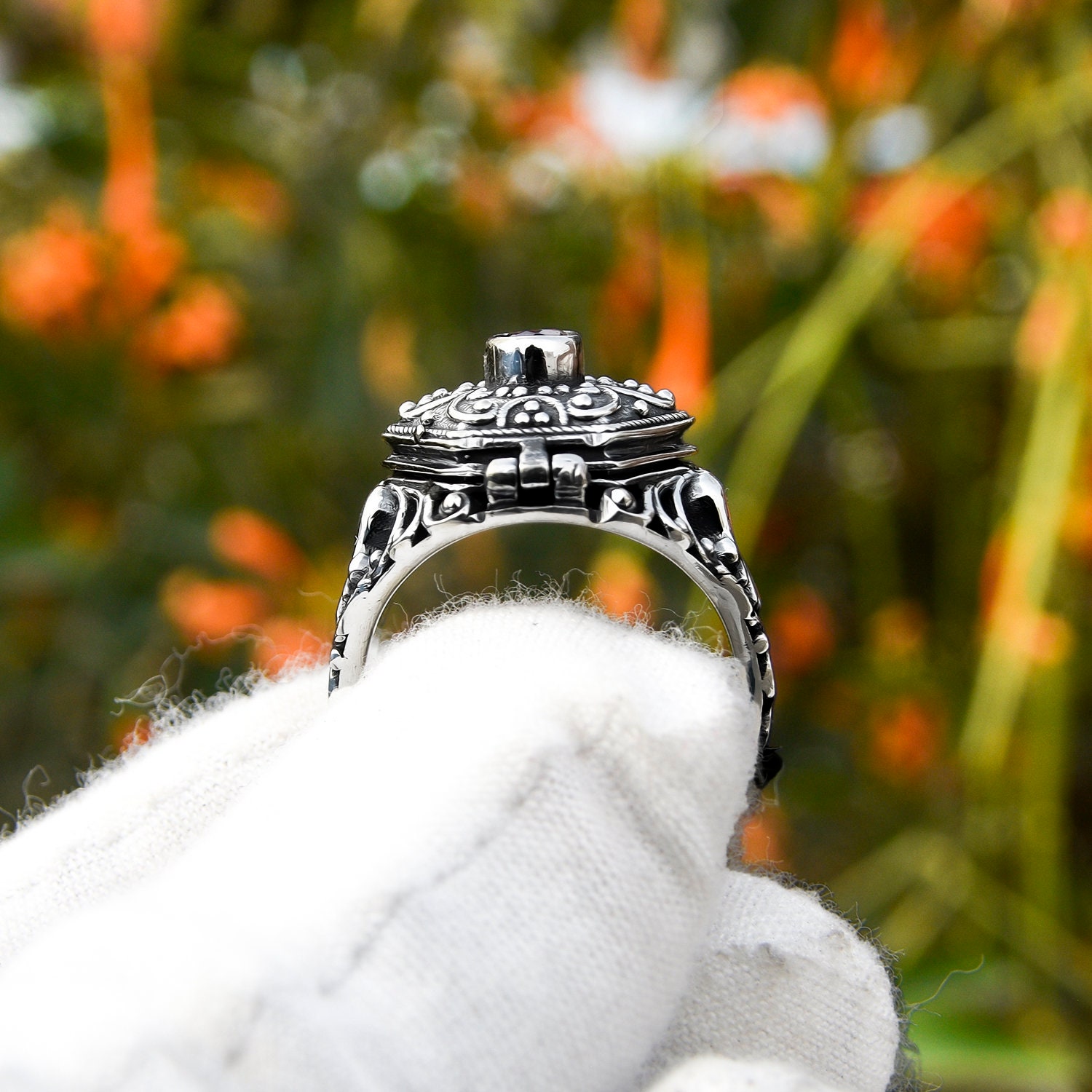 Poison Ring, Adjustable Ring, Black Onyx, Round Gemstone, Pill Box Ring ...