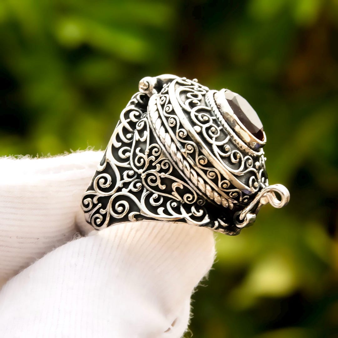 Poison Ring Secret Compartment Medieval Silver Box Historical Container ...