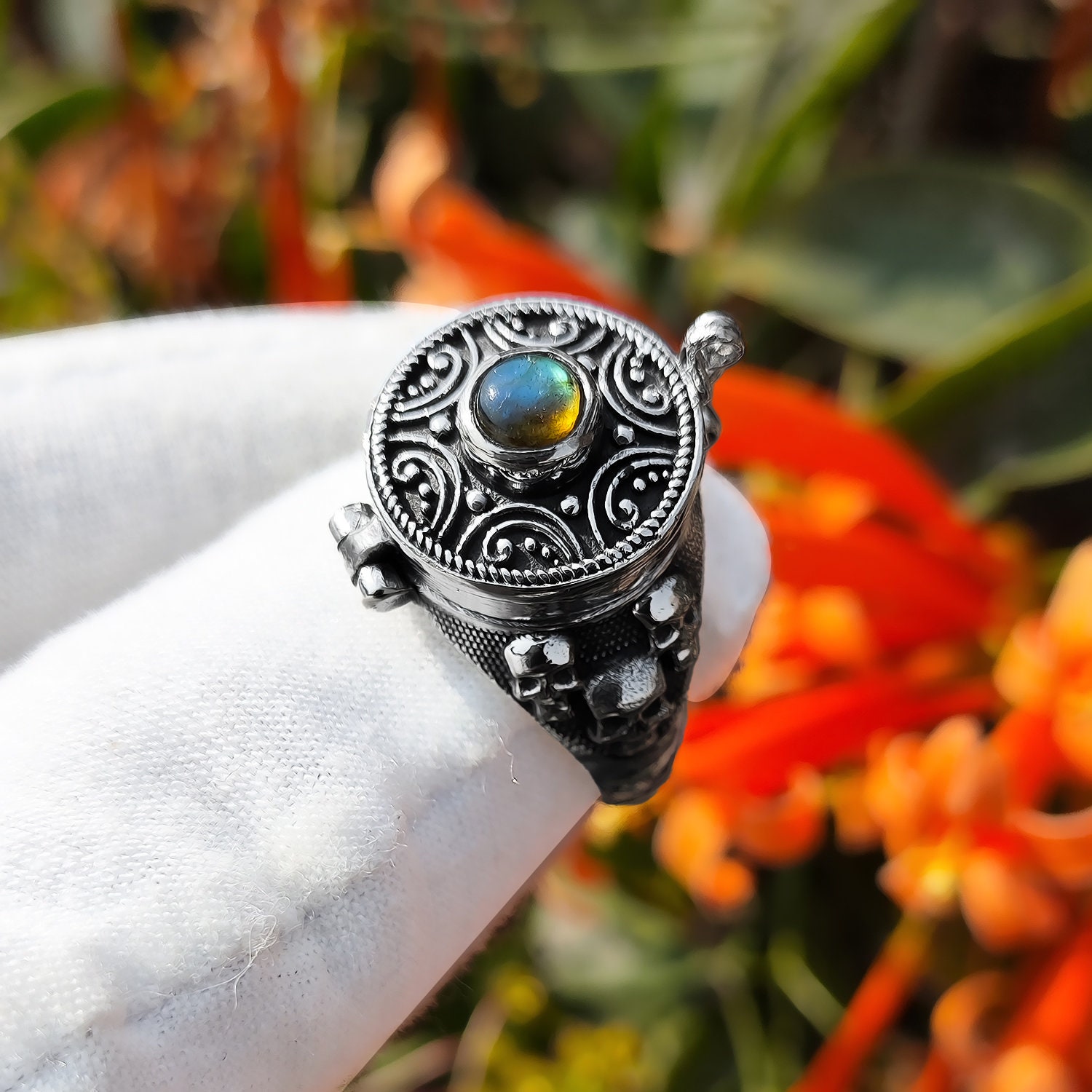 Poison Ring, Adjustable Ring, Skull Ring, Round Gemstone, Pill Box Ring ...