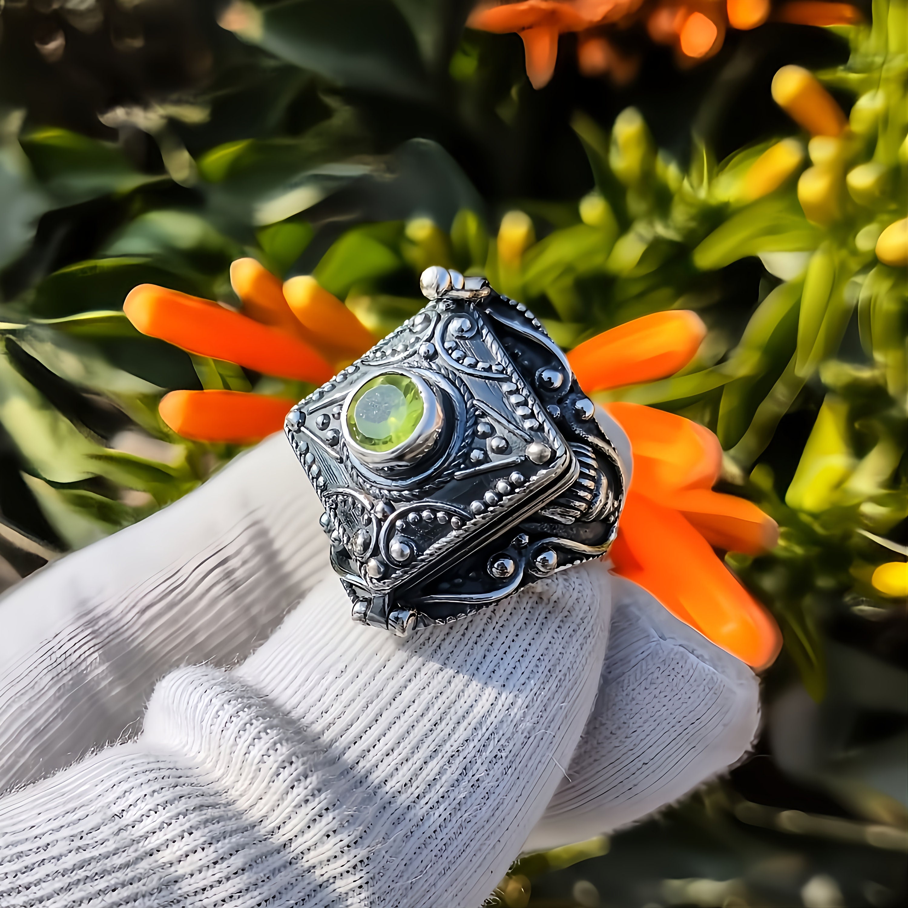 Poison Ring, Adjustable Ring, Black Onyx, Round Gemstone, Pill Box Ring ...