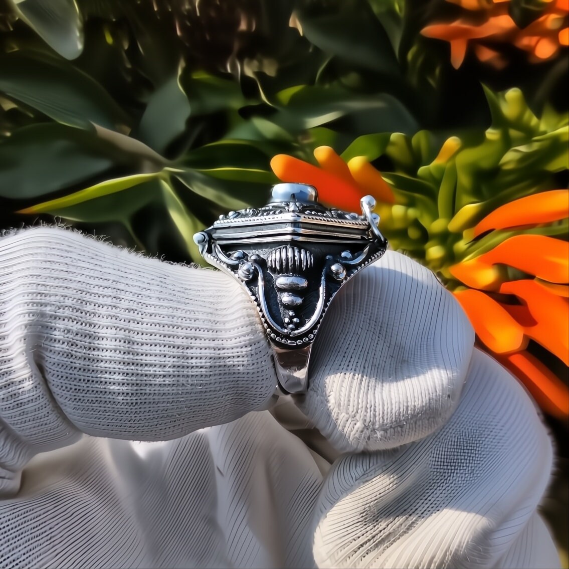 Poison Ring, Adjustable Ring, Black Onyx, Round Gemstone, Pill Box Ring ...