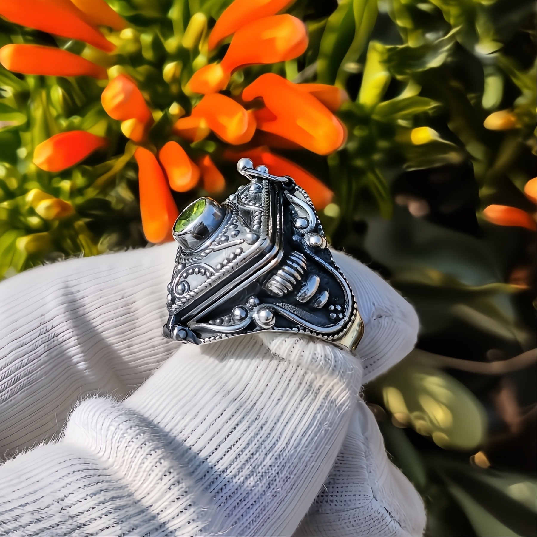 Poison Ring, Adjustable Ring, Black Onyx, Round Gemstone, Pill Box Ring ...