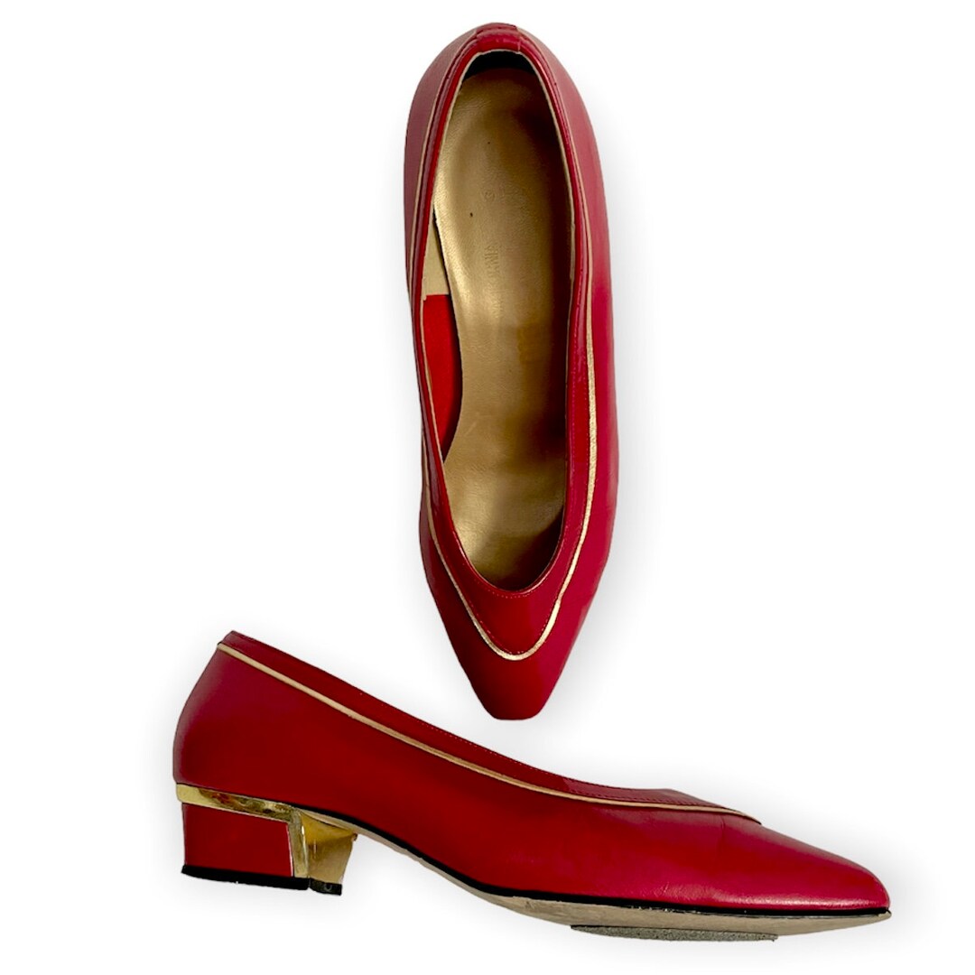 Vintage 80s California Magdesians Red and Gold Low Pumps - Etsy