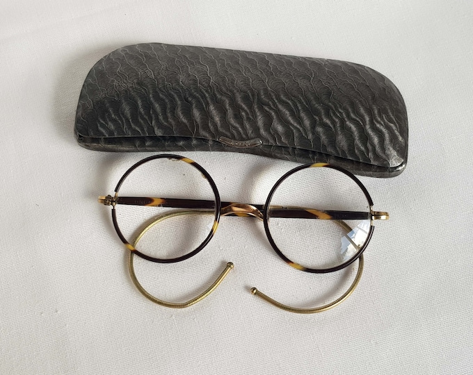 Vintage Eyeglasses. Golden Color Glasses Frame. Antique Eyeglasses in ...