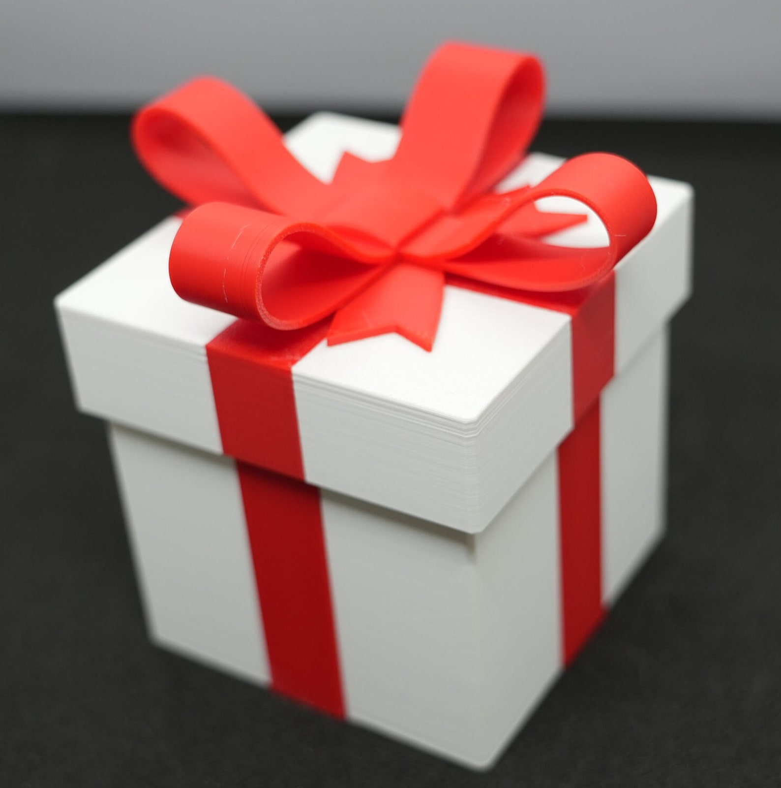 Small Lockable Gift Box — 3D Printed Multicolor Reusable Present - Etsy