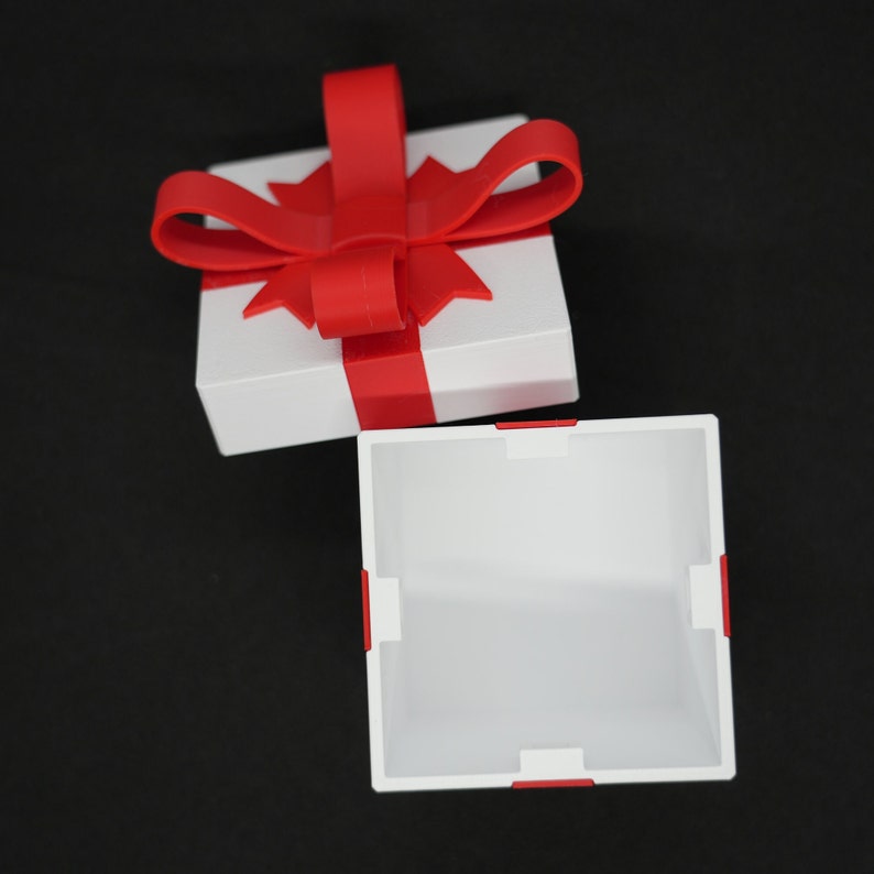 Small Lockable Gift Box — 3D Printed Multicolor Reusable Present - Etsy