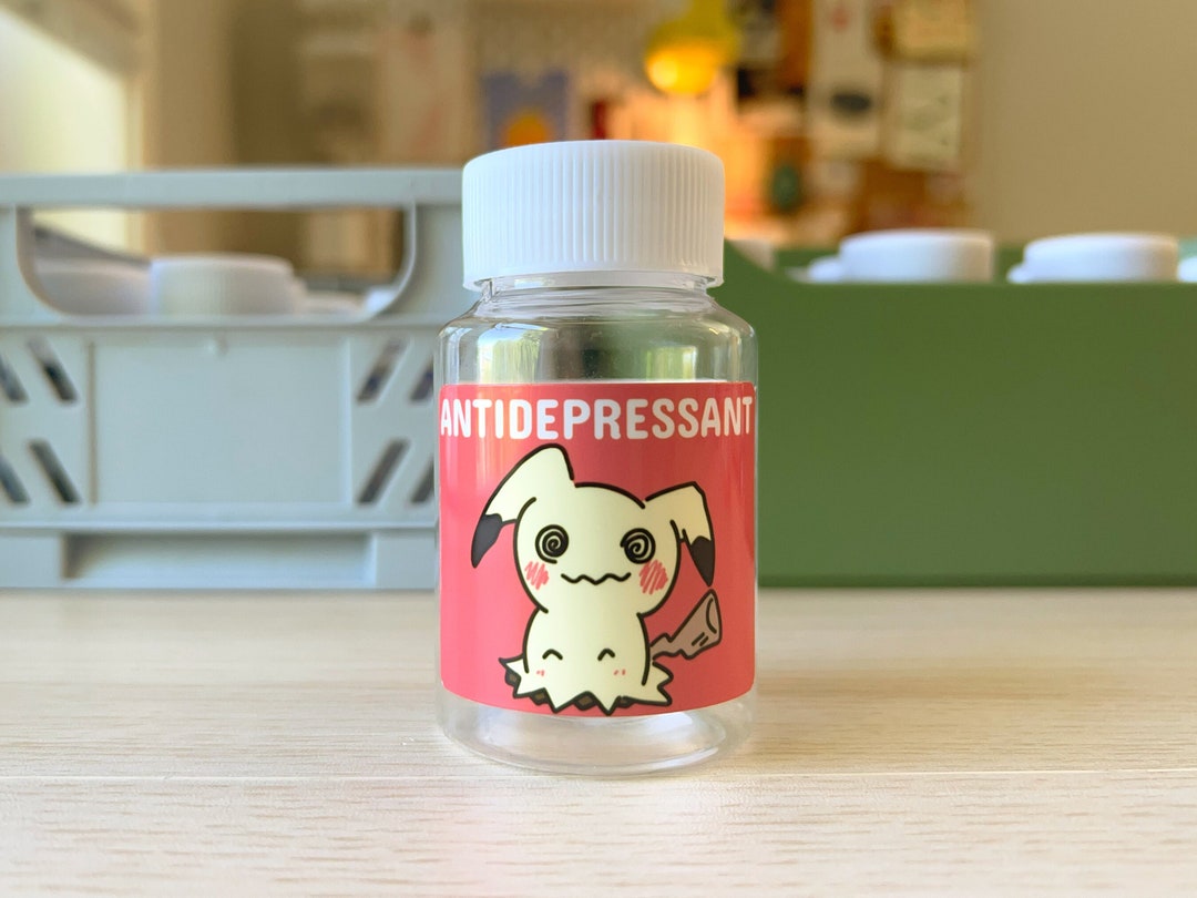 Mimikyu, Pokemon Antidepressant Bottle, Travel Case, Organizer, First ...