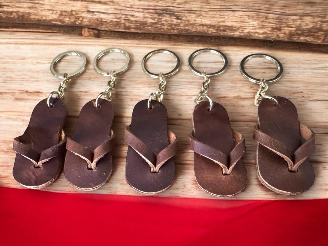 Handmade Leather Sandal Keychain | Flip Flop Key Ring - Etsy