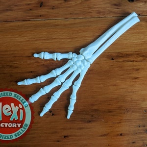Flexi Factory Skeleton Hand Articulated 3D Printed Halloween Ornament ...