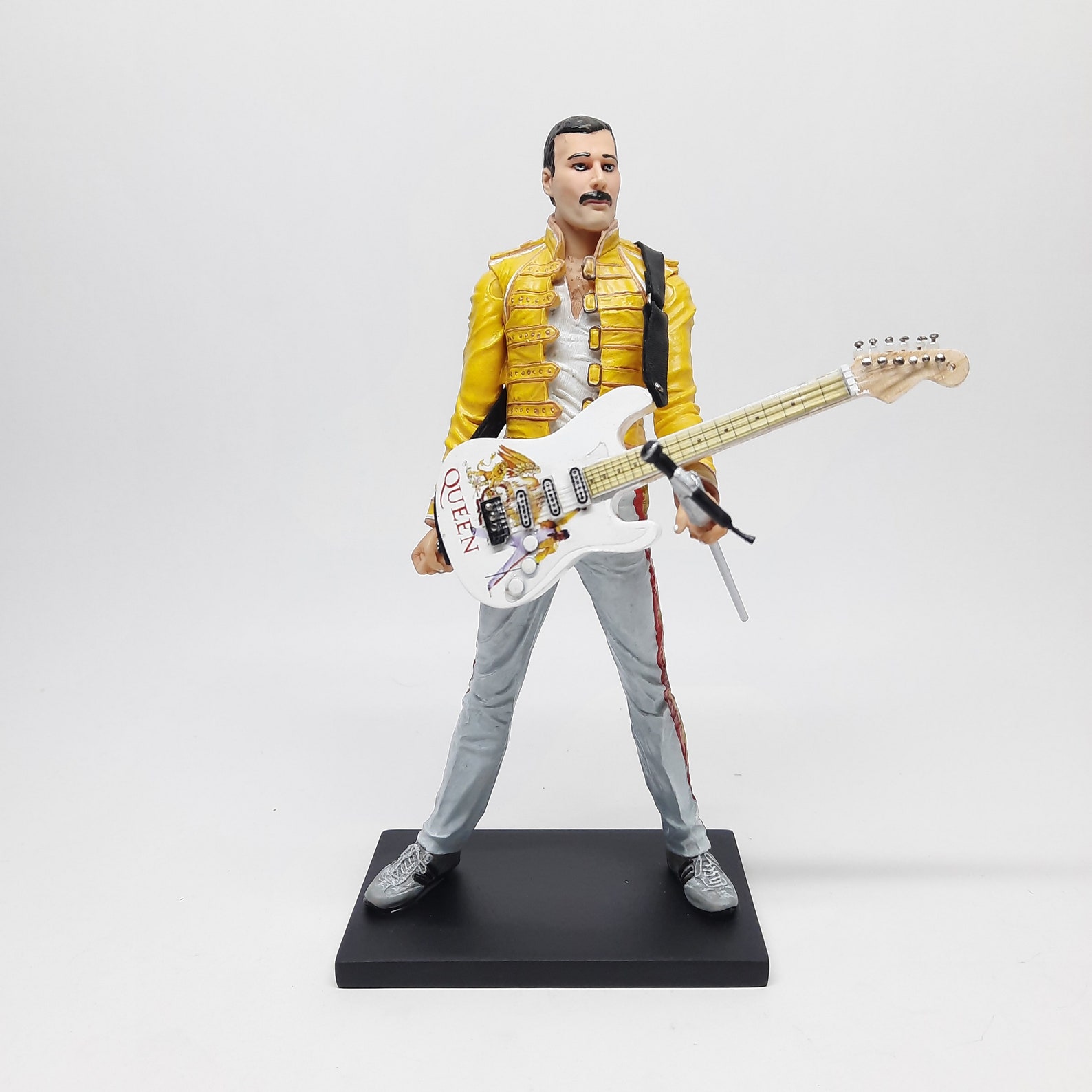 Action Figure Scale 1/12 QUEEN FREDDIE MERCURY Action Figure Statue ...