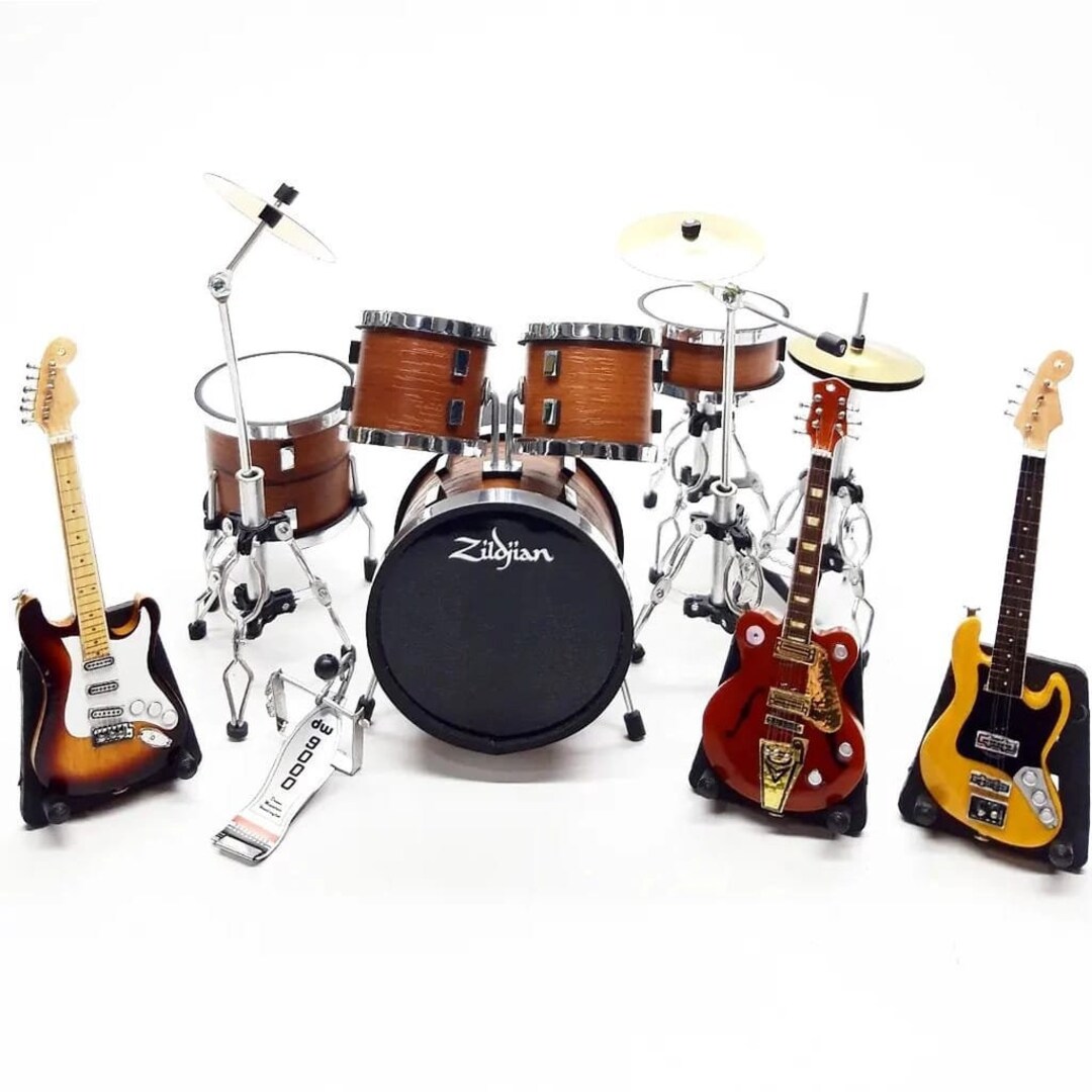 Miniature Drum Small and Miniature Guitar Small for Accesories Action ...