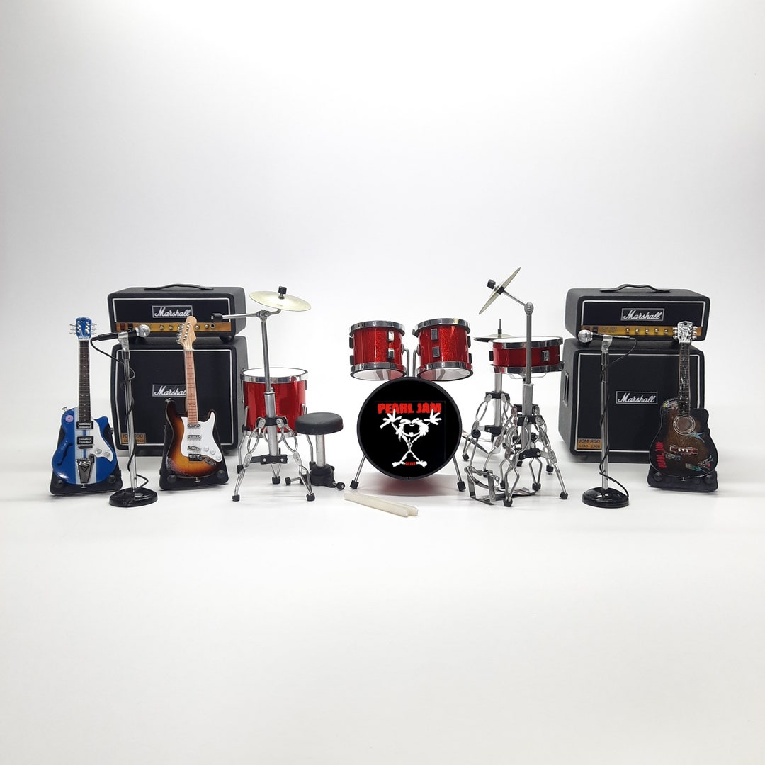 Miniature Drum Set and 3 Miniature Guitars PEARL JAMM Wall Shelf ...