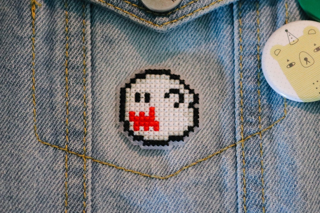 Handmade Mario Boo Pin - Etsy