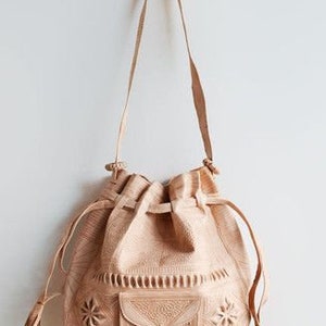 Shoulder Drawstring Bag, Leather Drawstring Bag, Leather Crossbody Bag ...