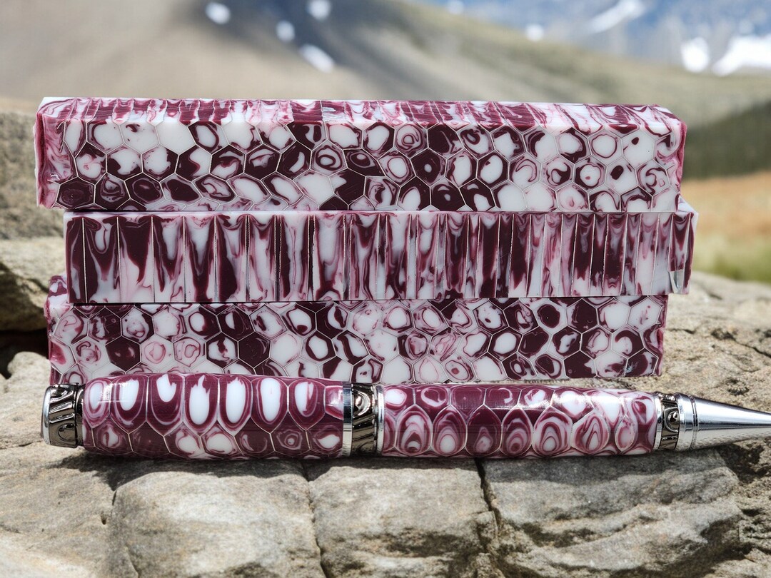 Maroon and White Honeycomb Blank - Etsy