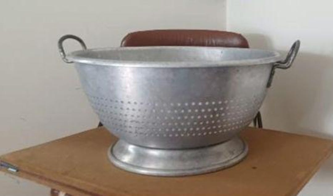 Vintage Aluminum Commercial Grade Colander by Wear-ever - Etsy