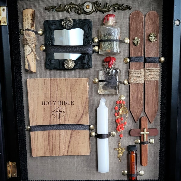 Vampire Hunting Kit - Etsy
