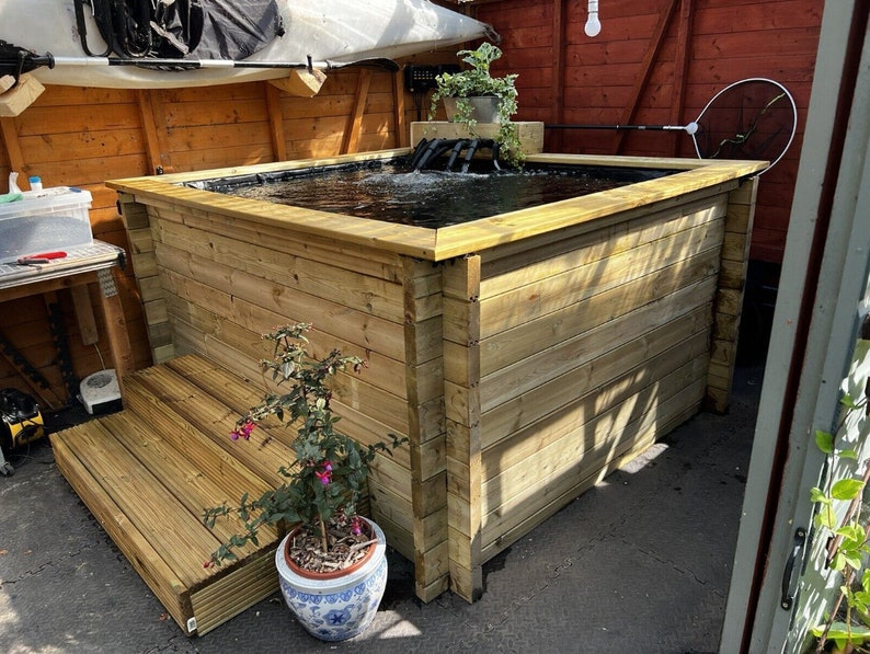 Heavy Duty Timber Garden Pond Kit: 44mm Tanalised Wood, 1000mm Deep ...