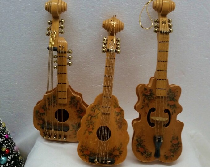Vintage Ornaments Renaissance String Instruments Ornaments Handcrafted ...