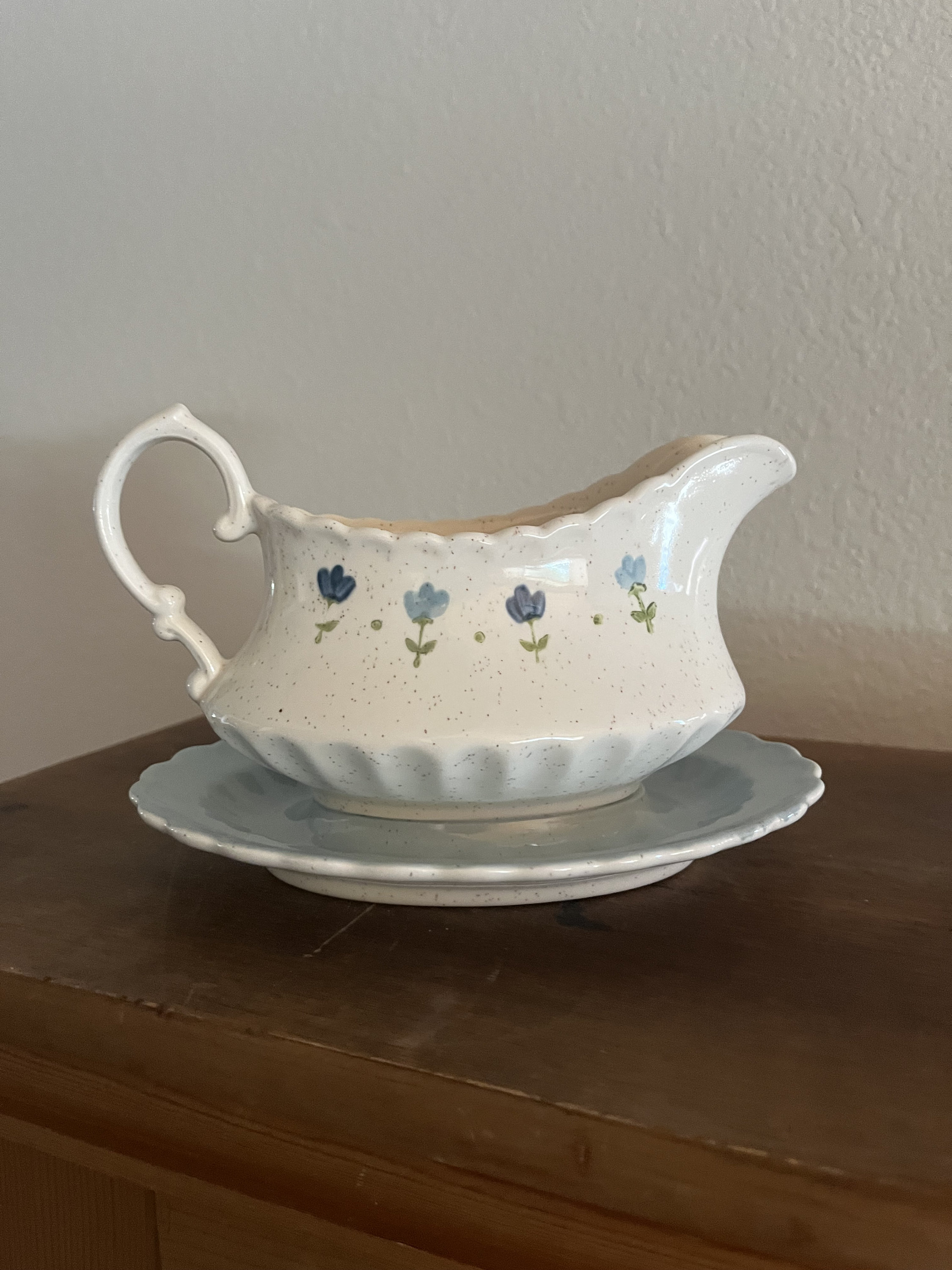 Vernon Ware Metlox True Blue Gravy Boat With Attached Plate - Etsy