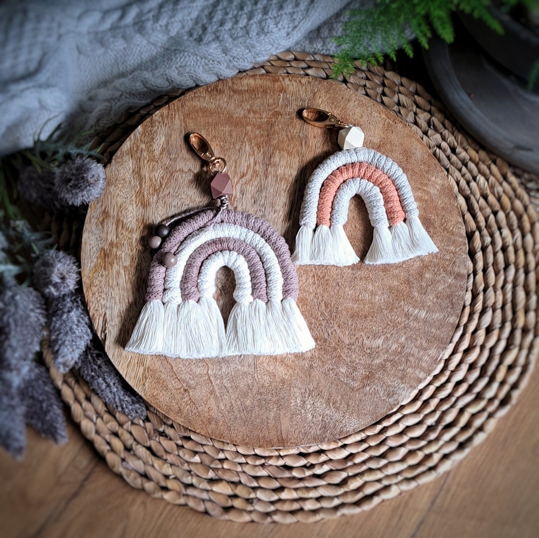 Macrame Rainbow Keychain | 20 COLOURS - Beautiful Accessory for Purse ...