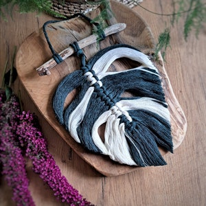 Monstera Variegata Leaf Macrame Wall Hanging - White Monstera Decor - Etsy