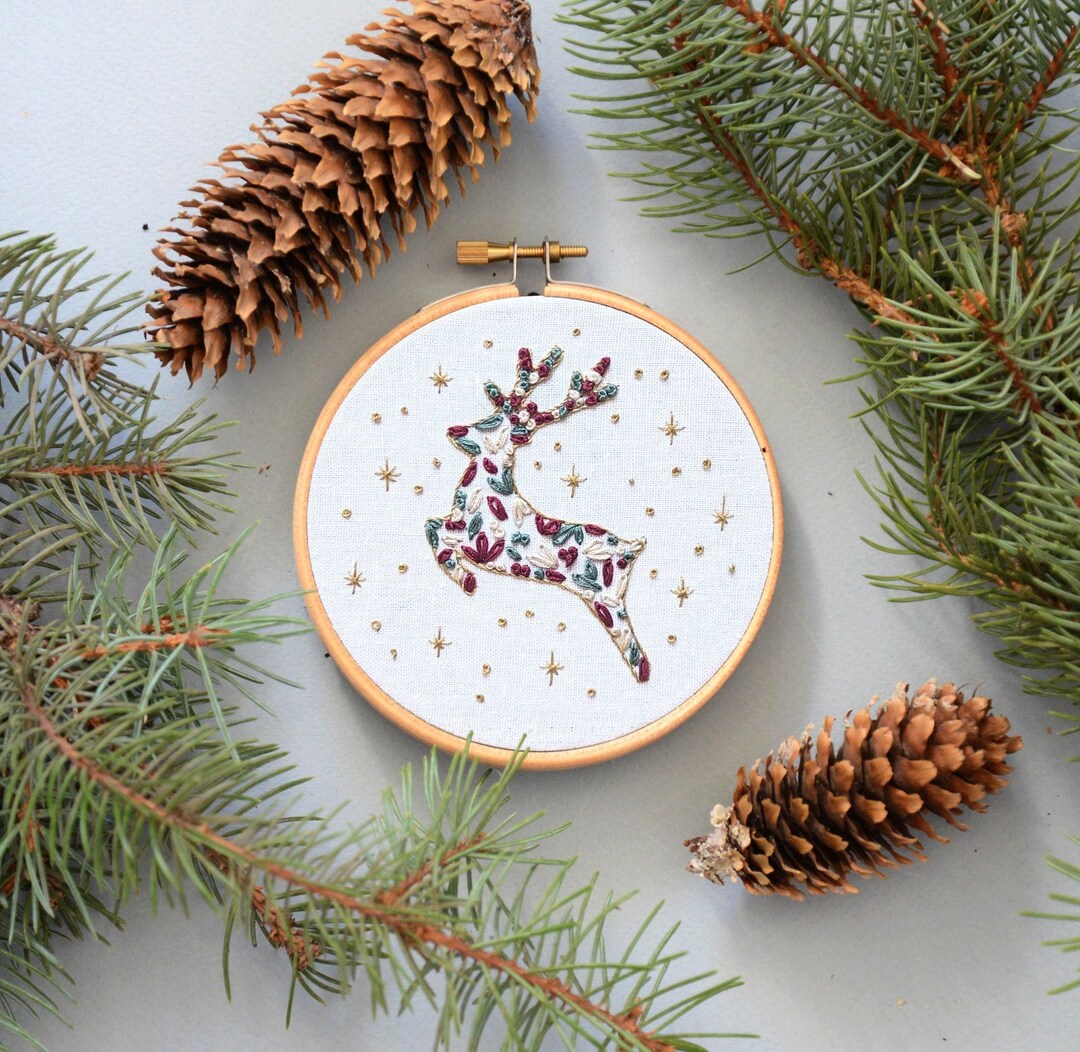Christmas Reindeer Embroidery Pattern: Winter Holiday Design (PDF ...