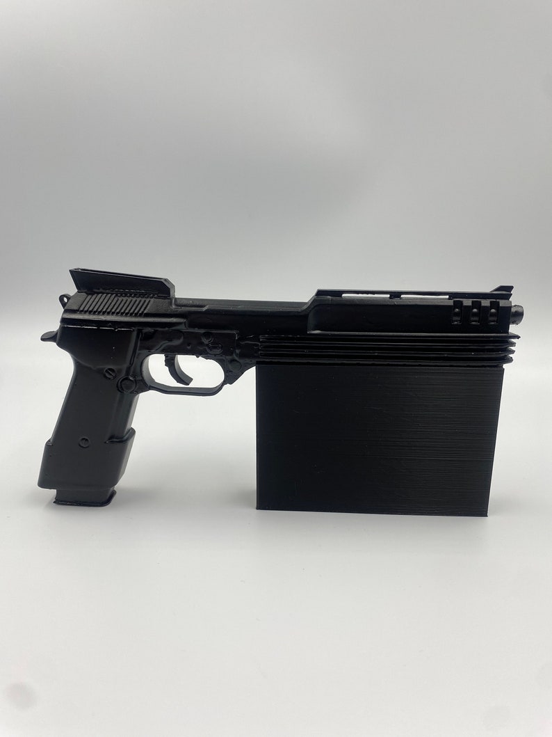 Robocop Auto-9 Collectable/memorabilia With Included Stand. Resin ...