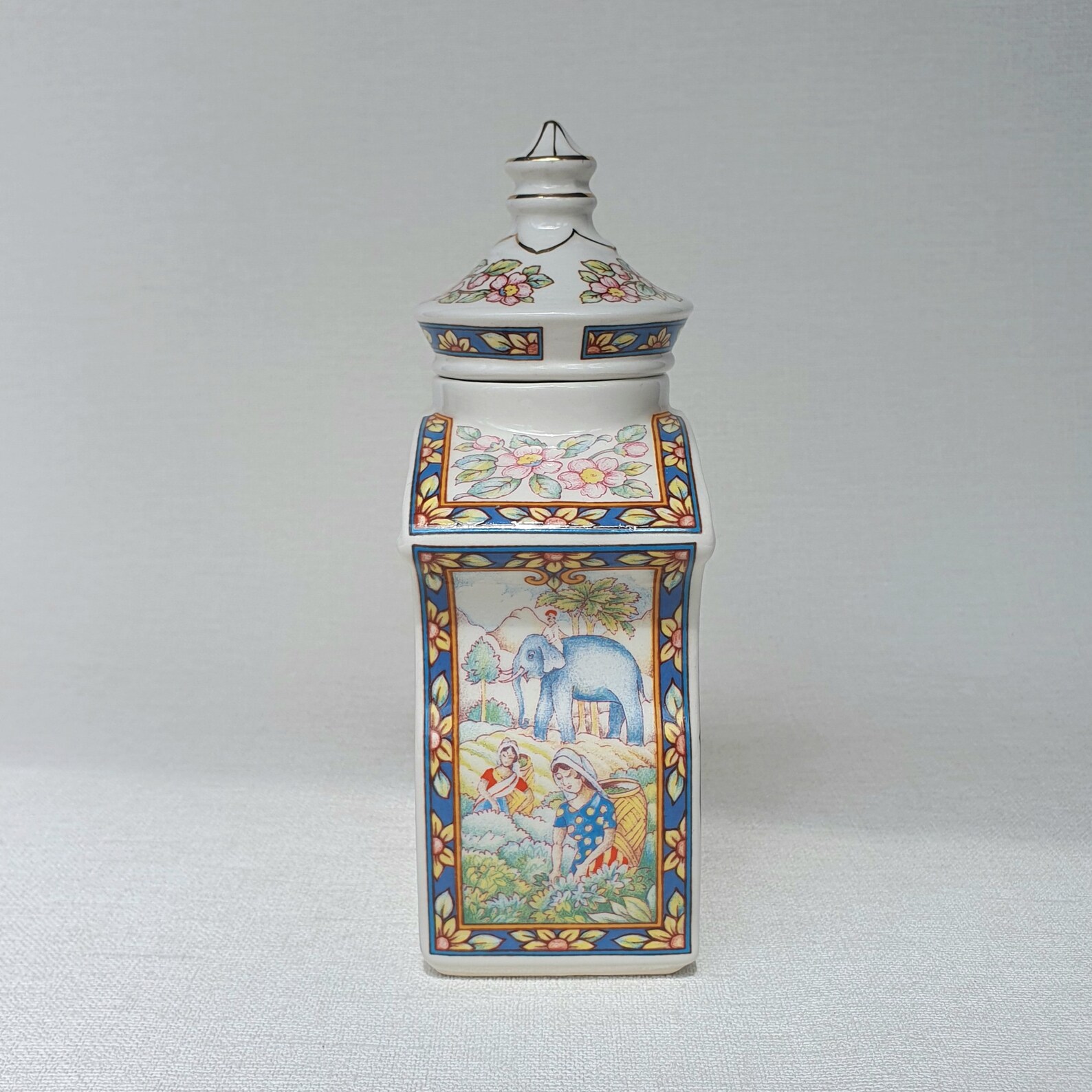 Vintage Tea Caddy Ceylon Tea by Sadler, World of Tea Collection Series ...