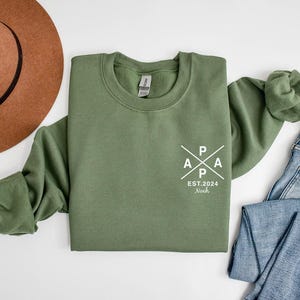 Personalized Papa Est Sweatshirt, Papa Pocket Sweatshirt, Custom Dad ...