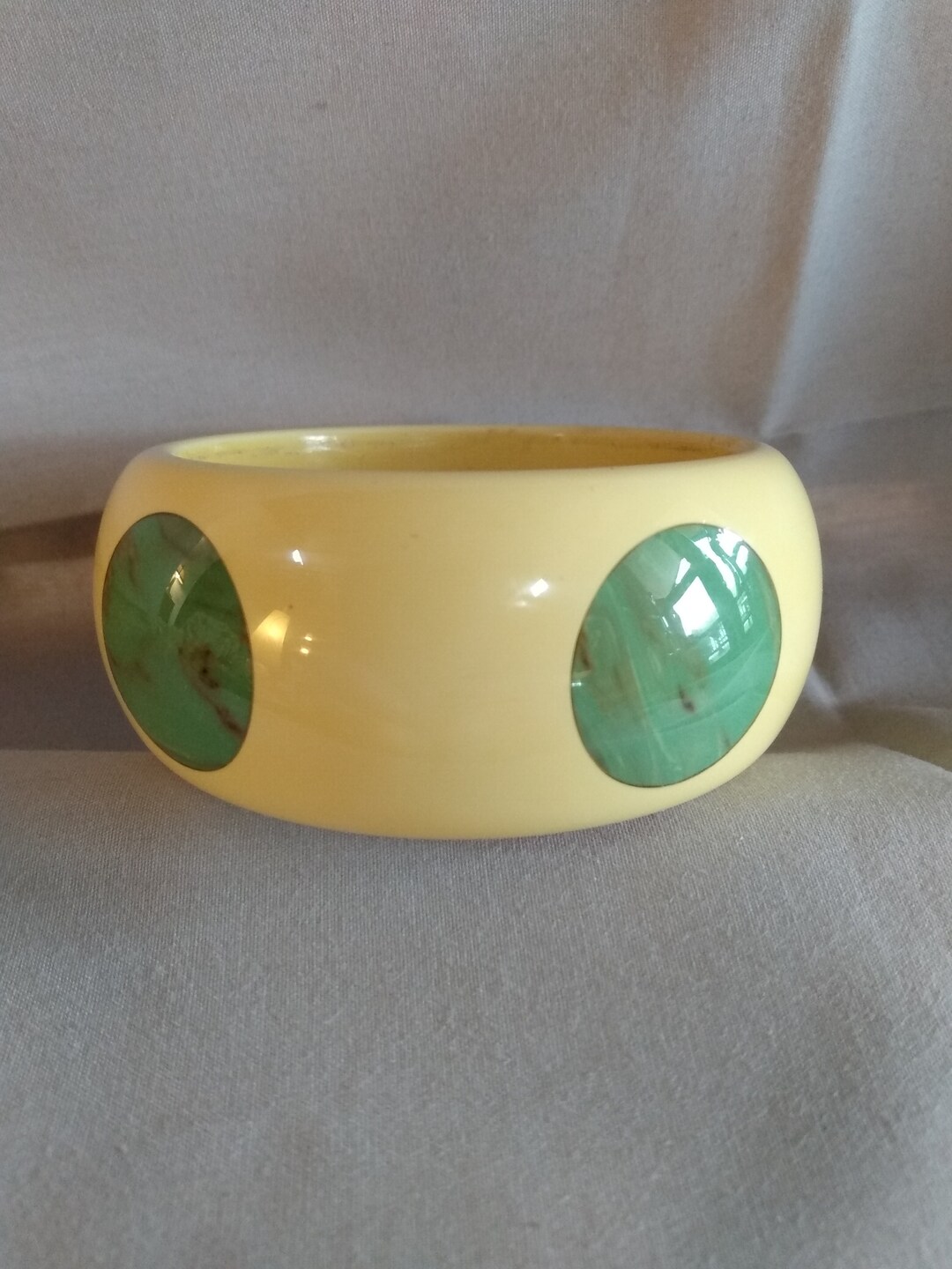 Large Cream Vintage Bakelite Bangle With Bakelite Faux Turquoise Polka ...