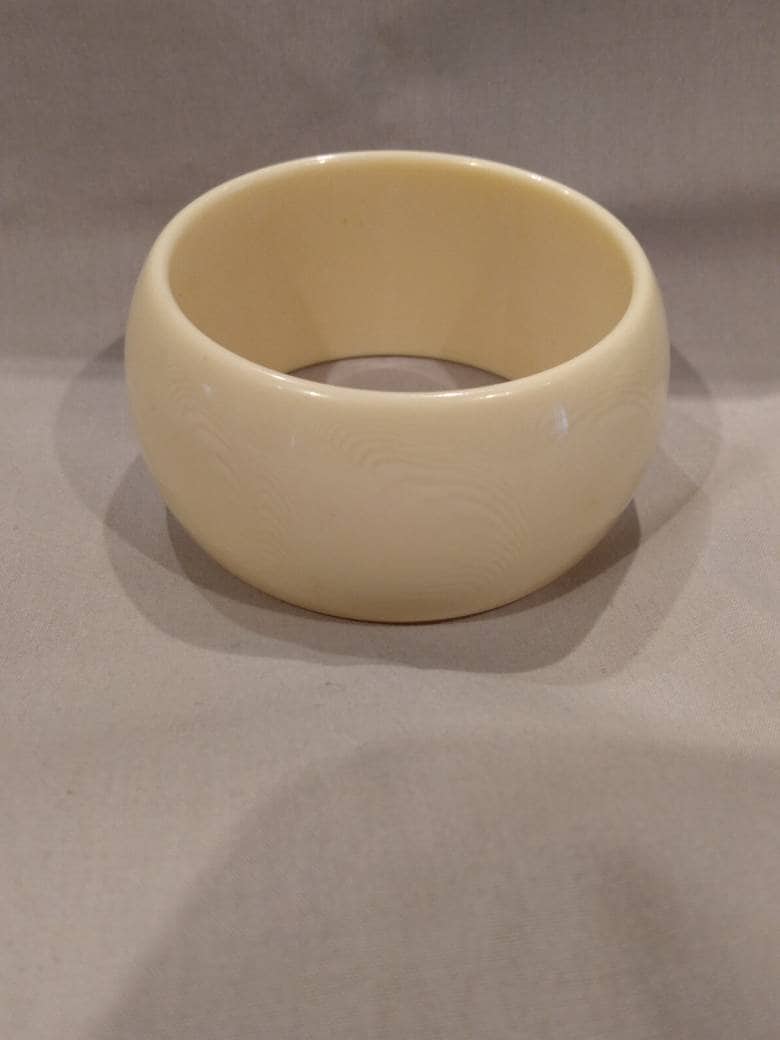 Faux Ivory Bangle With Superb Graining, Made in Italy. - Etsy