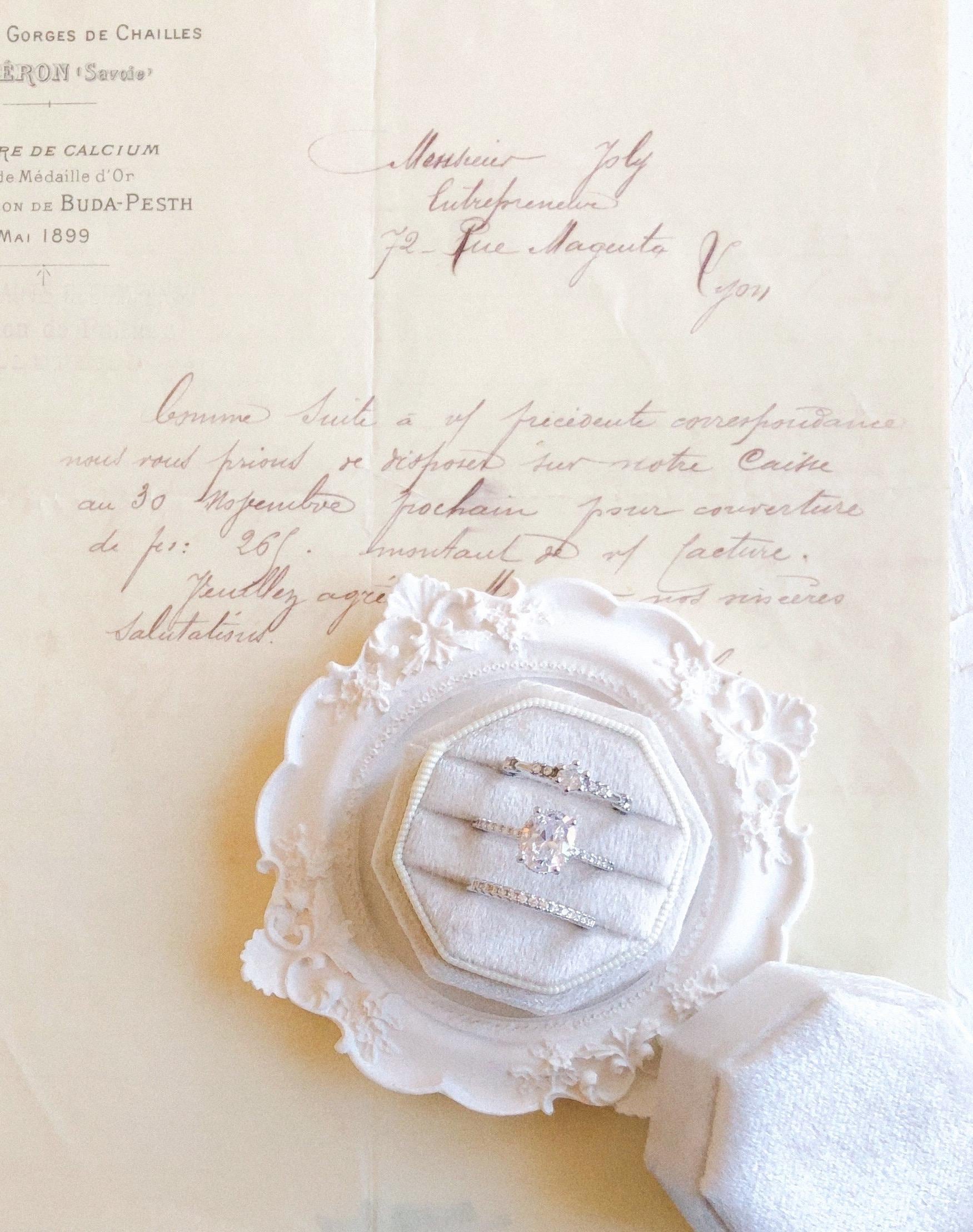 Triple RING BOX Soft Velvet 3 Slots Wedding Photography Flatlay Styling ...