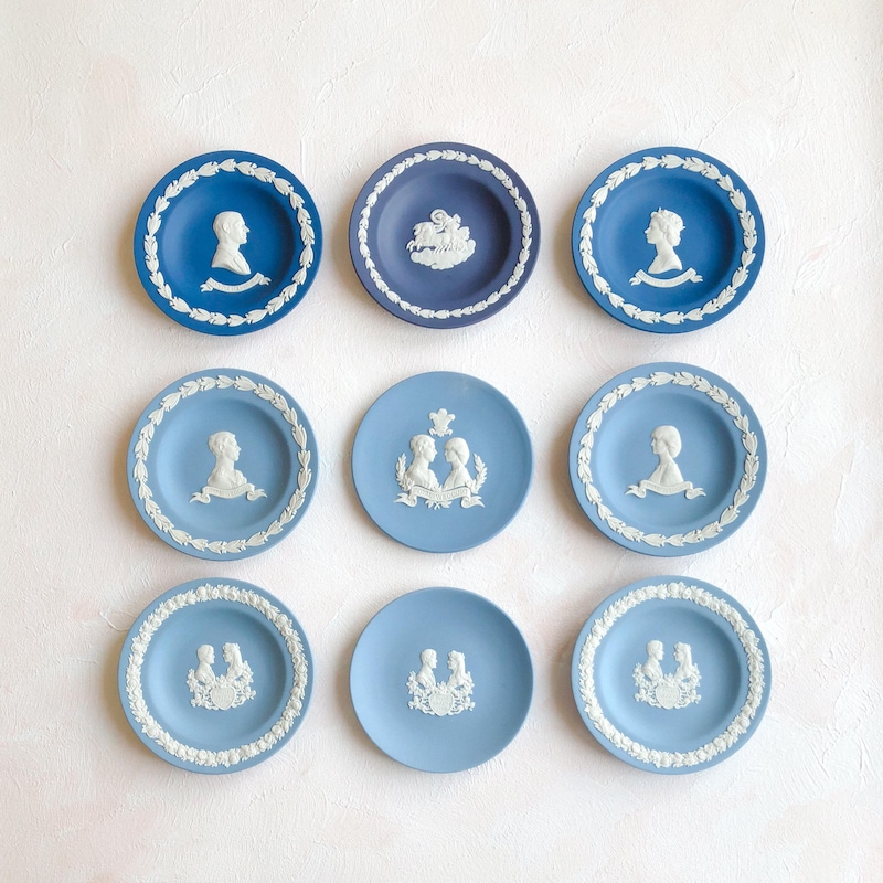 Small Wedgewood Ring - Etsy UK