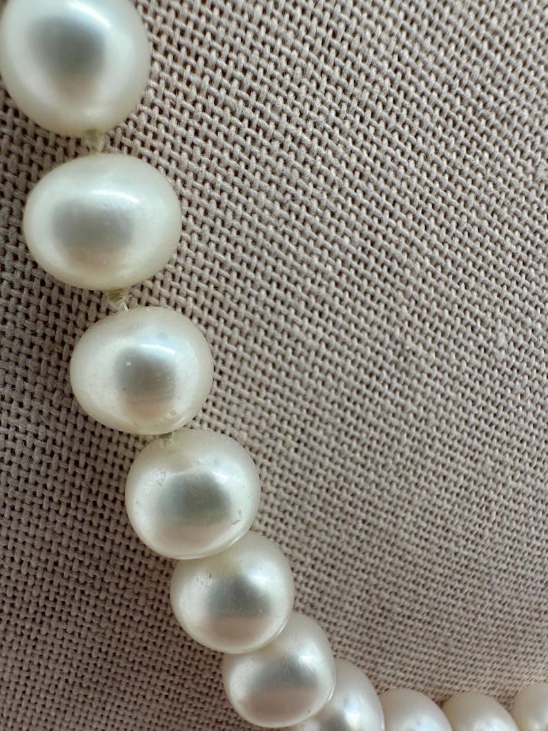 Vintage off Glass White Pearl and Silver Tone Beaded Necklace - Etsy