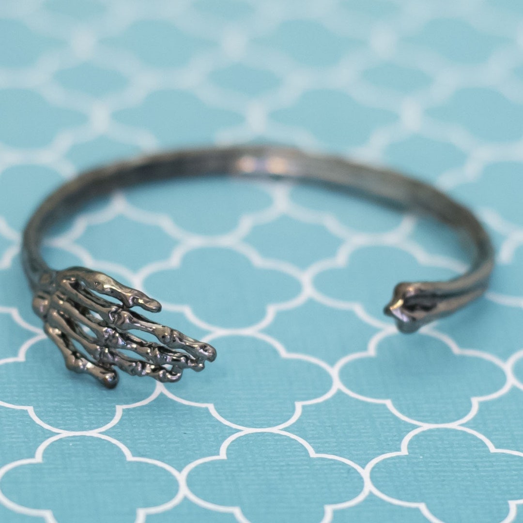 7 Inch, Vintage Skeleton's Hand Silver Tone Brutalist Cuff Bracelet ...