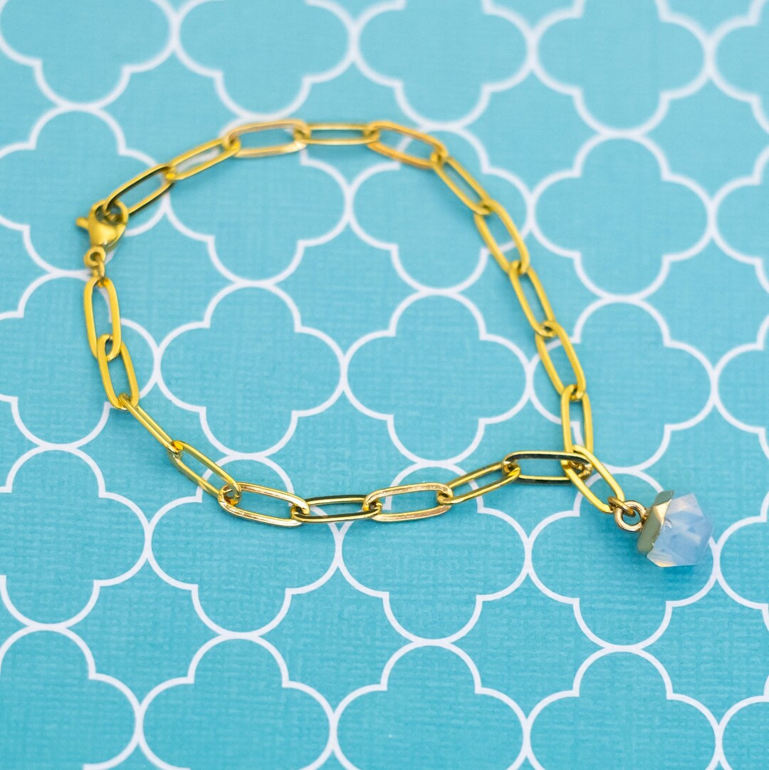 7 Inch, Vintage White Faux Pearl Pendant Gold Tone Oval Links Bracelet ...
