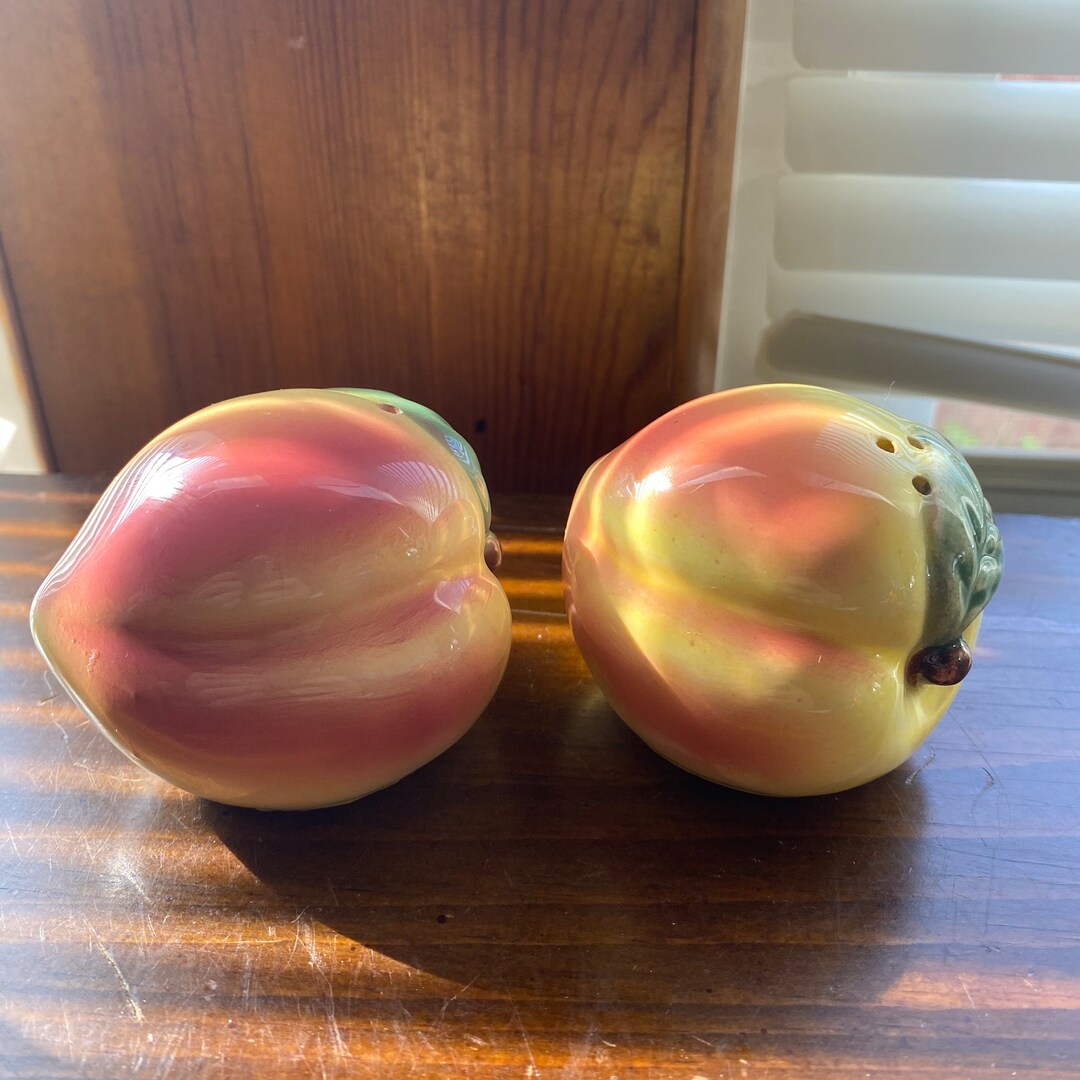 Vintage Ceramic Peach Salt and Pepper Shaker Set - Etsy