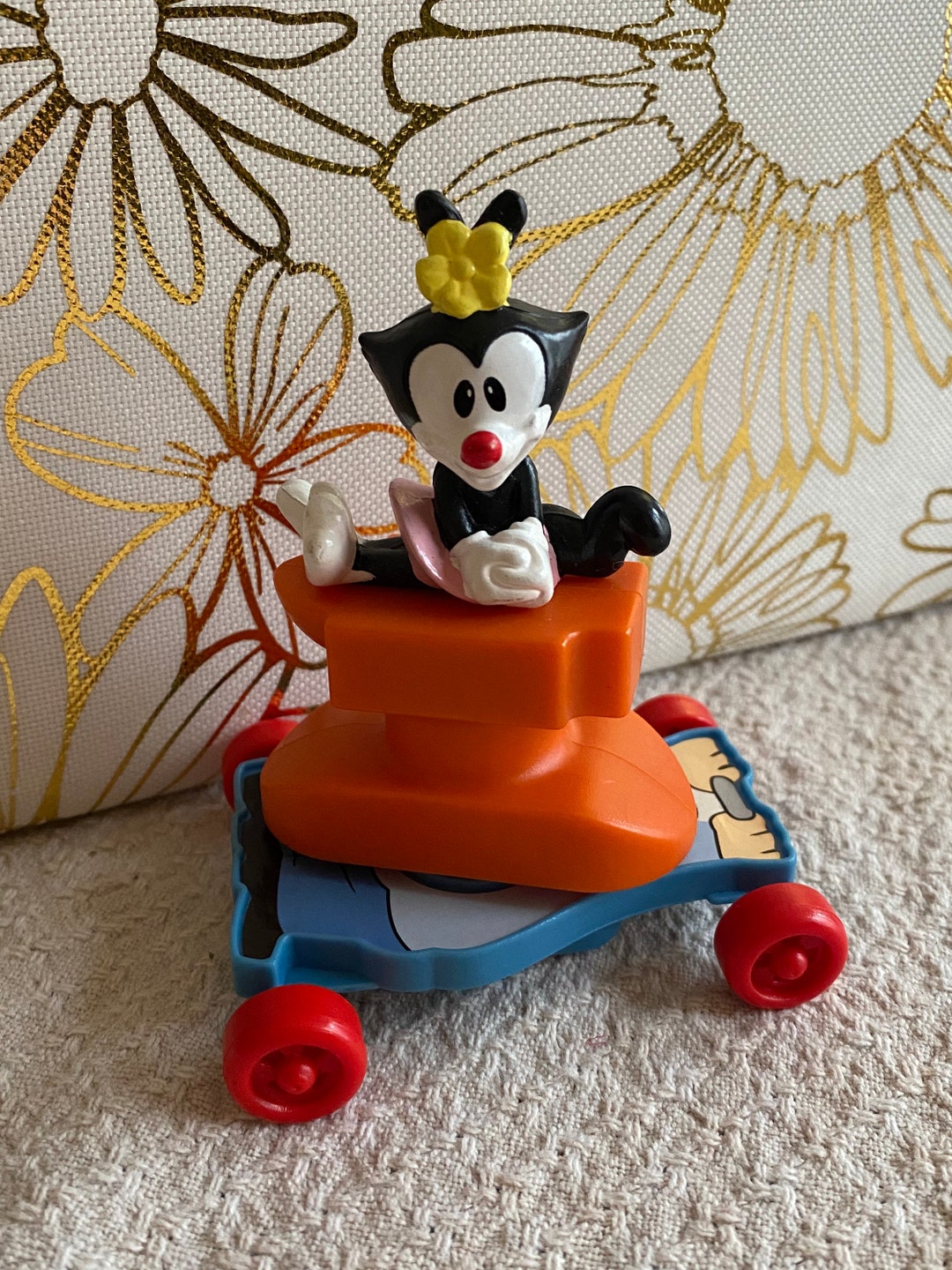 1994 Vintage Animaniacs Rolling Car Toy Dot Squishes Ralph T Guard With ...