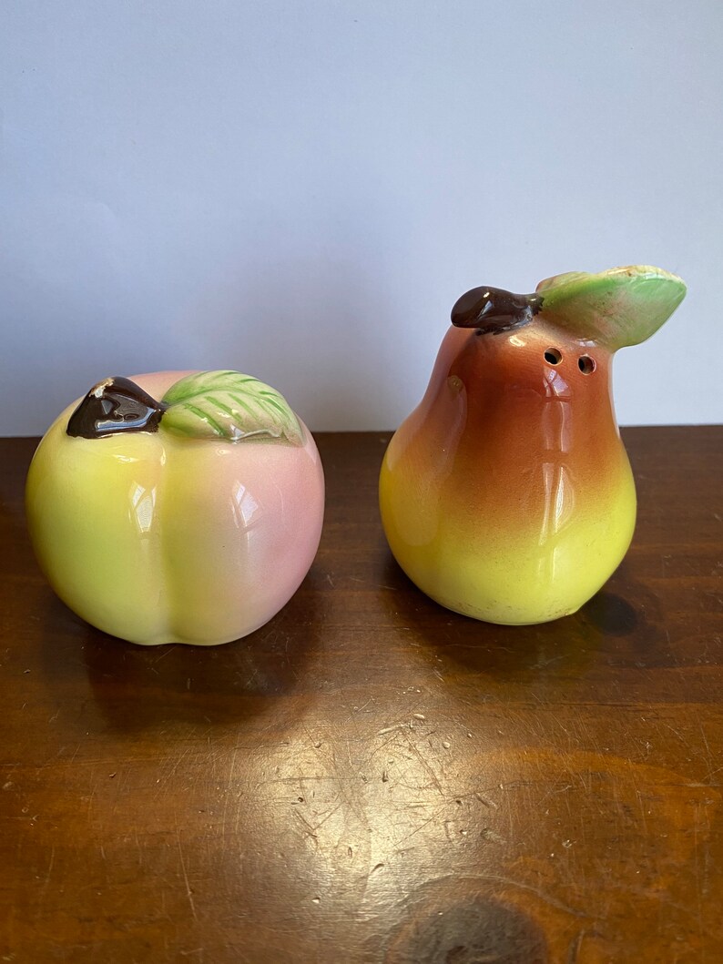 Vintage Ucago Pear and Peach Salt and Pepper Shaker Set - Etsy